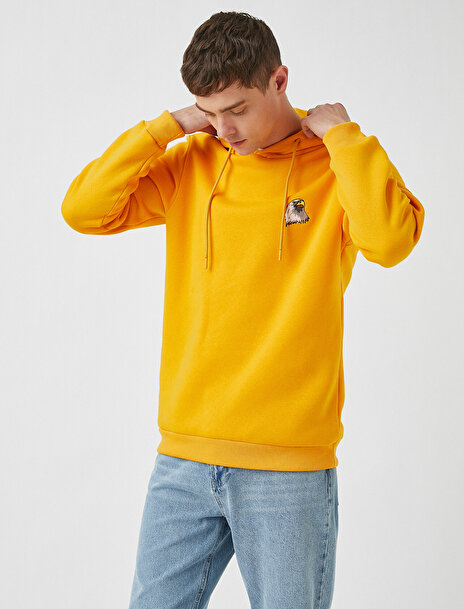 Koton Erkek Kartal İşlemeli Kapşonlu Sweatshirt