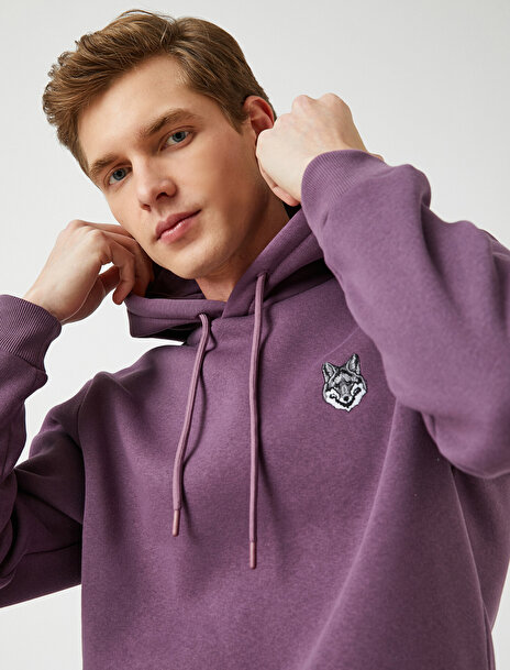Koton Erkek Kurt İşlemeli Kapşonlu Sweatshirt Koton Erkek Kurt İşlemeli Kapşonlu Sweatshirt