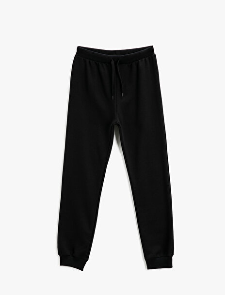 Koton Erkek Çocuk Basic Jogger Eşofman Altı Beli Bağlamalı Koton Erkek Çocuk Basic Jogger Eşofman Altı Beli Bağlamalı