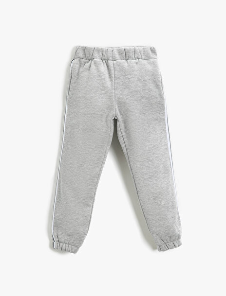 Koton Kız Çocuk Şeritli Jogger Eşofman Altı Metalik İplik Koton Kız Çocuk Şeritli Jogger Eşofman Altı Metalik İplik