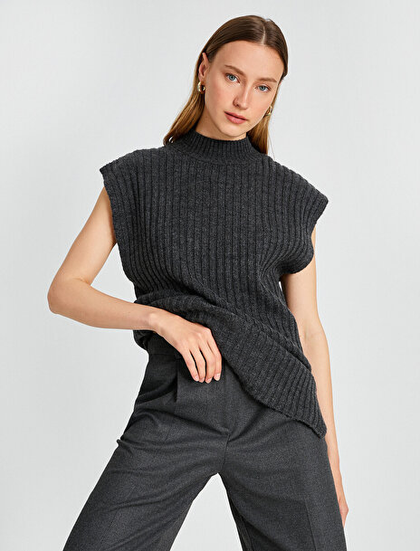 Koton Kadın Örgü Süveter Balıkçı Yaka Kolsuz