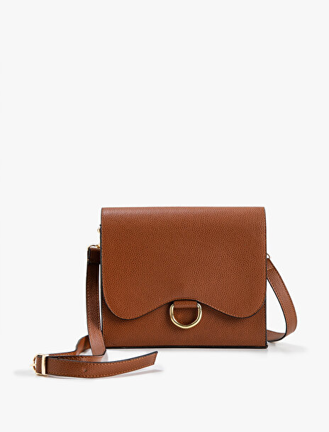 Koton Kadın Deri Görünümlü Metal Tokalı Çanta