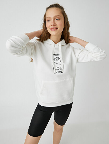 Koton Kadın Kedi Baskılı Kapüşonlu Sweatshirt Uzun Kollu