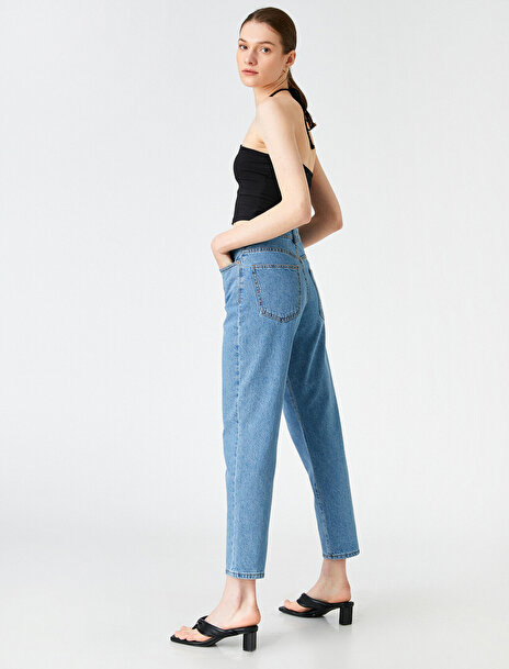 Koton Kadın Rahat Kesim Yüksek Bel Hafif Dar Paça - Mom Jean