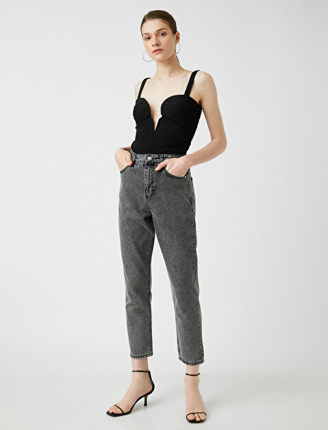 Koton Kadın Rahat Kesim Yüksek Bel Hafif Dar Paça - Mom Jean