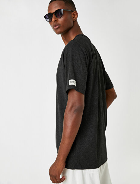 Koton Erkek Mikro Çizgili Tişört Koton Erkek Mikro Çizgili Tişört