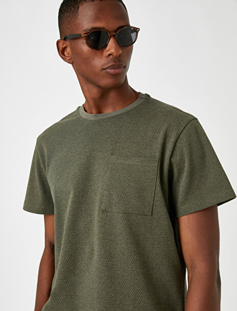 Koton Erkek Cepli Basic Tişört Koton Erkek Cepli Basic Tişört