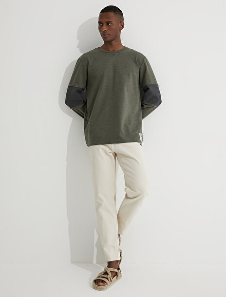 Koton Erkek Bisiklet Yaka Etiketli Sweatshirt