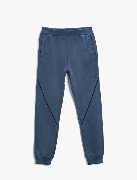 Koton Erkek Çocuk Biyeli Chino Jogger Eşofman Altı Lastikli Bel Cepli Koton Erkek Çocuk Biyeli Chino Jogger Eşofman Altı Lastikli Bel Cepli
