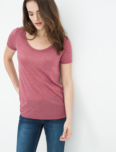 Koton Kadın Oyuk Yaka T-Shirt