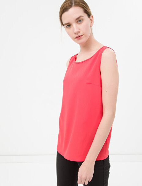 Koton Kadın Oyuk Yaka Bluz