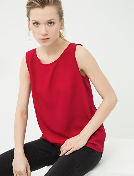 Koton Kadın Oyuk Yaka Bluz