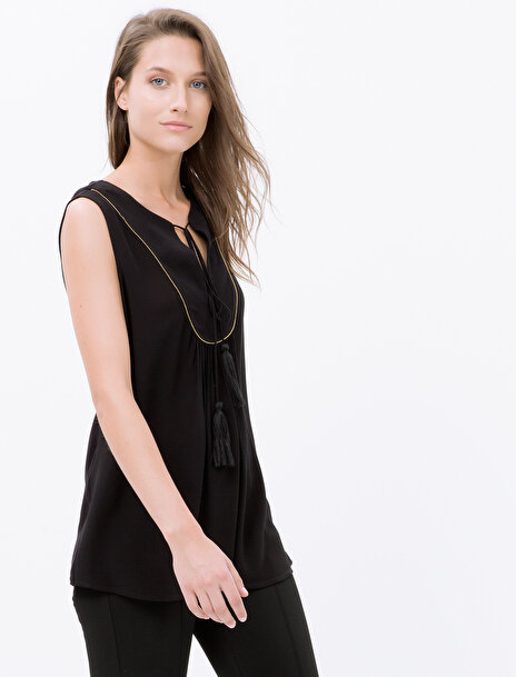 Koton Kadın Yakası Bağcıklı Bluz