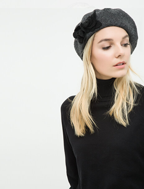 Koton Kadın Fiyonk Detaylı Şapka
