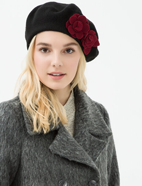 Koton Kadın Çiçek Detaylı Şapka