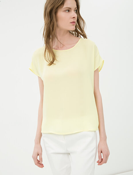 Koton Kadın Oyuk Yaka Bluz