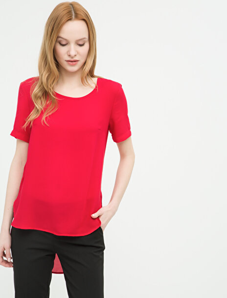 Koton Kadın Oyuk Yaka Bluz