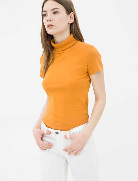 Koton Kadın Balıkçı Yakalı T-Shirt