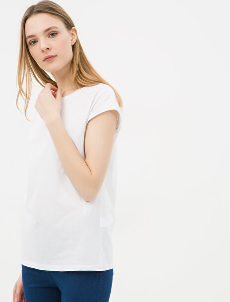 Koton Kadın Kayık Yaka T-Shirt