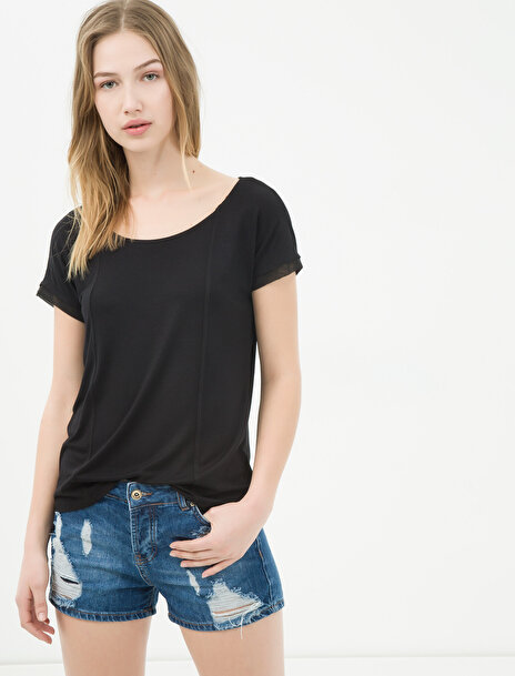 Koton Kadın Oyuk Yaka T-Shirt