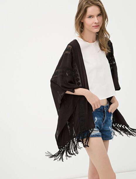 Koton Kadın Püsküllü Yelek