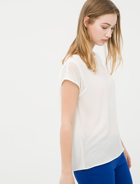 Koton Kadın Oyuk Yaka Bluz