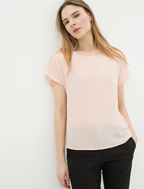 Koton Kadın Oyuk Yaka Bluz