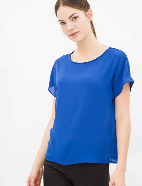 Koton Kadın Oyuk Yaka Bluz