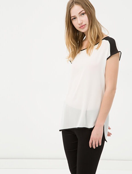 Koton Kadın Oyuk Yaka Bluz