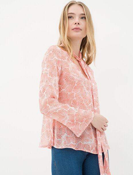 Koton Kadın Yakası Bağlamalı Bluz