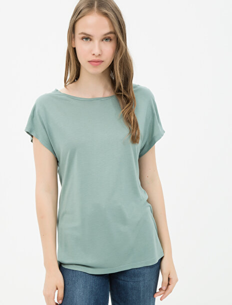 Koton Kadın Kayık Yaka T-Shirt