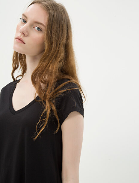 Koton Kadın V Yaka T-Shirt