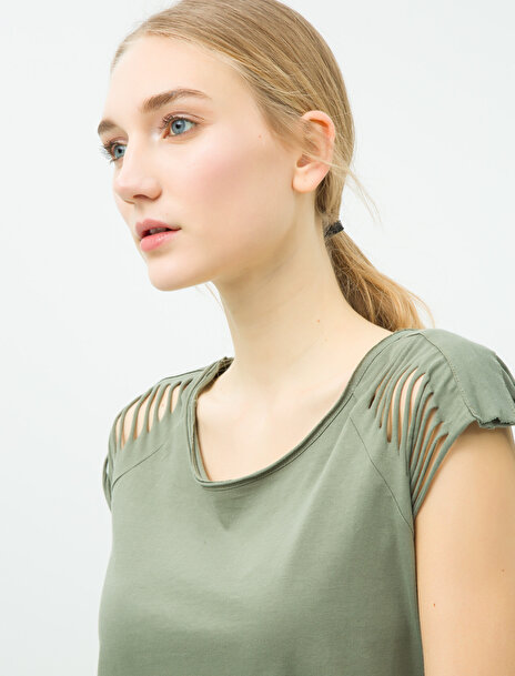 Koton Kadın Omuz Detaylı T-Shirt