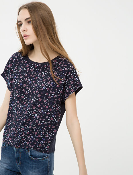 Koton Kadın Çiçekli T-Shirt