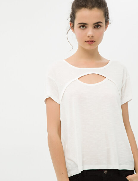 Koton Kadın Yaka Detaylı T-Shirt