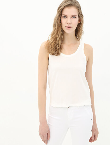 Koton Kadın Oyuk Yaka Atlet