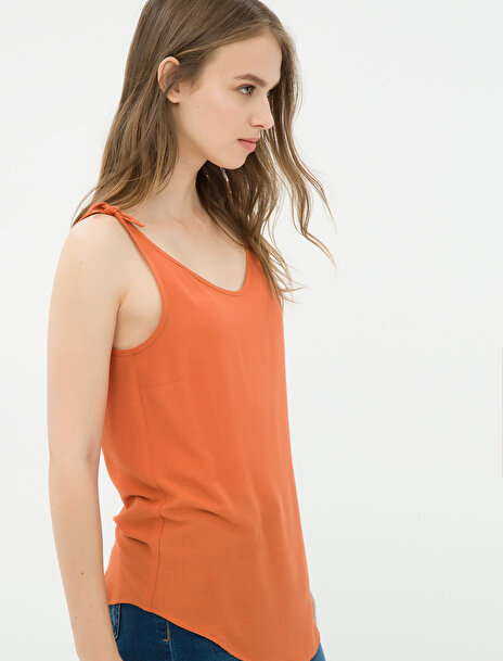 Koton Kadın Fiyonk Detaylı Bluz