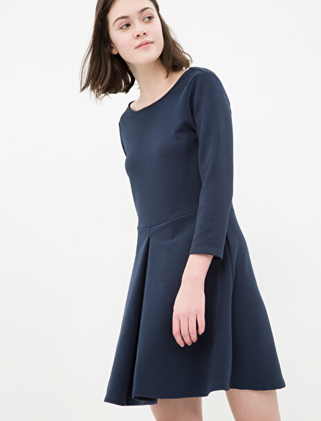 Koton Kadın Oyuk Yaka Elbise Koton Kadın Oyuk Yaka Elbise