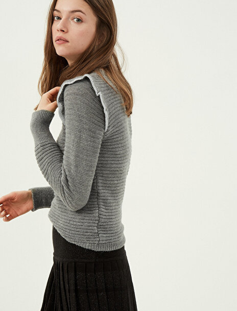 Koton Kadın Omuz Detaylı Triko Kazak