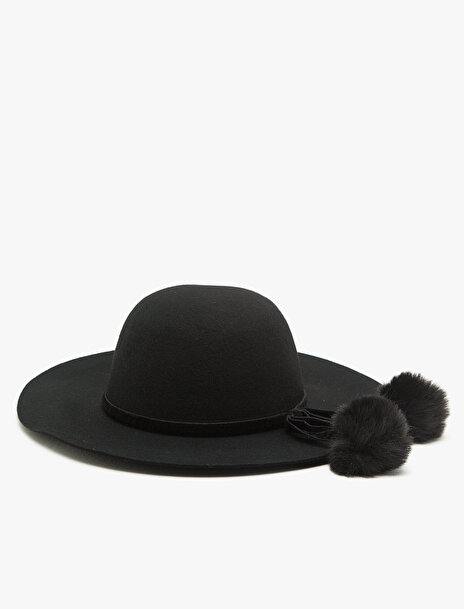 Koton Kadın Ponpon Detaylı Şapka