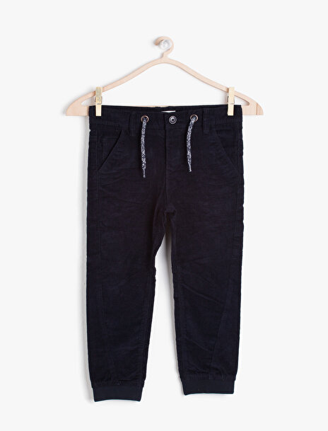 Koton Erkek Çocuk Beli Bağcıklı Pantolon Koton Erkek Çocuk Beli Bağcıklı Pantolon