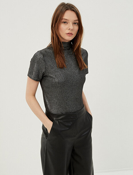 Koton Kadın Balıkçı Yaka T-Shirt