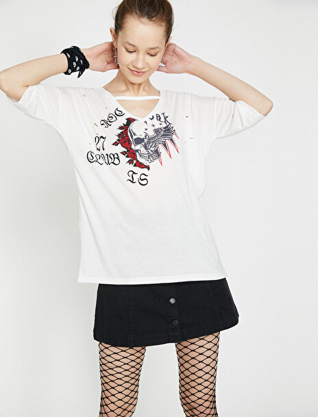 Koton Kadın Yaka Detaylı T-Shirt