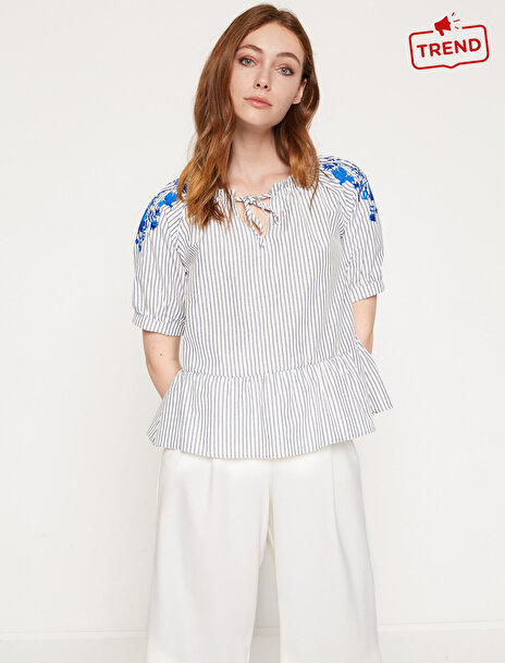 Koton Kadın Nakışlı Bluz