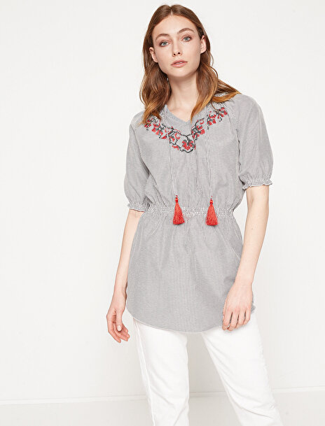 Koton Kadın Nakışlı Bluz