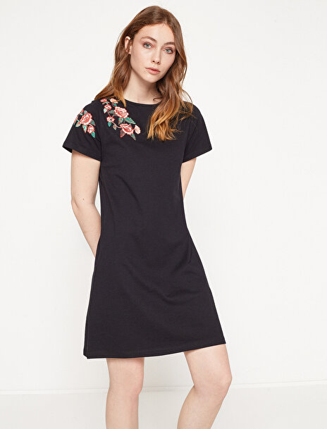 Koton Kadın Nakışlı Elbise