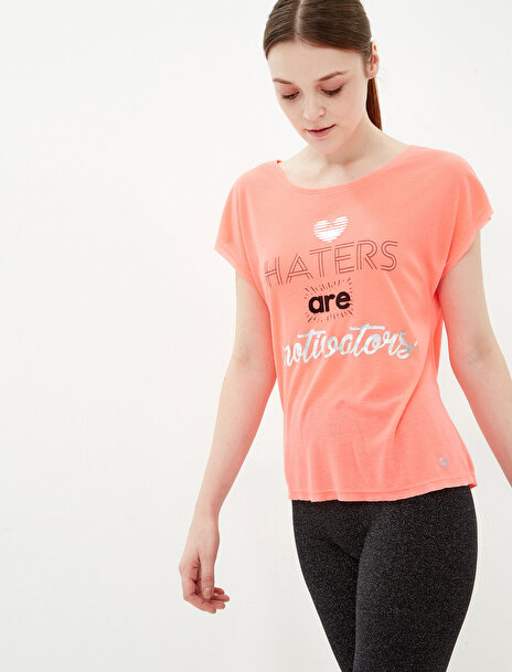 Koton Kadın Ebru Şallı Loves Koton -Yazılı Baskılı Tişört