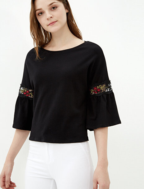 Koton Kadın Kol Detaylı Tshirt