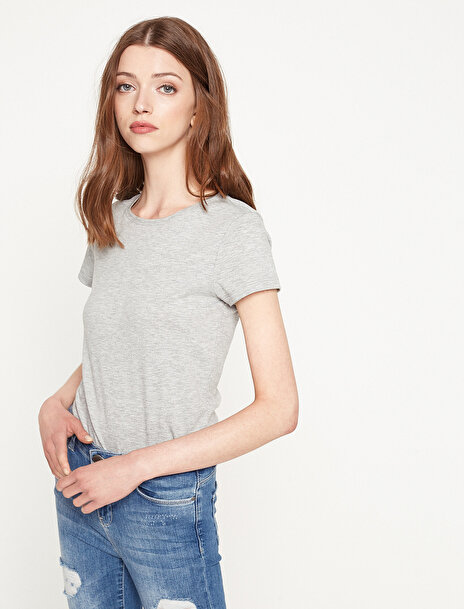 Koton Kadın Bisiklet Yaka T-Shirt