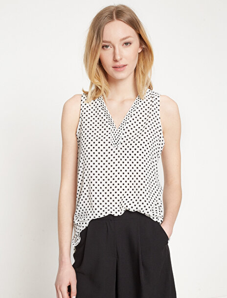 Koton Kadın Puantiye Detaylı Bluz